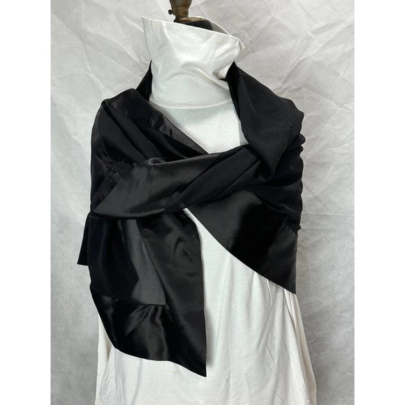 Linda Hutton | Accessories | Vintage Linda Hutton Large Square Silk ...